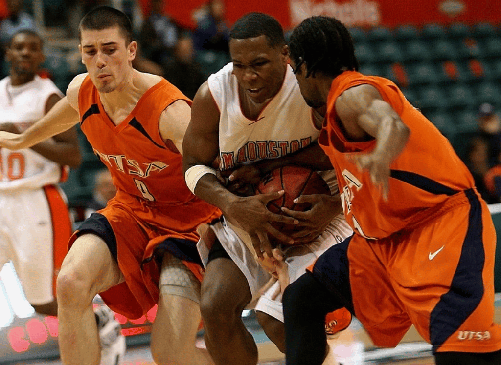 Double Trouble: The Art of the Double Team in Basketball